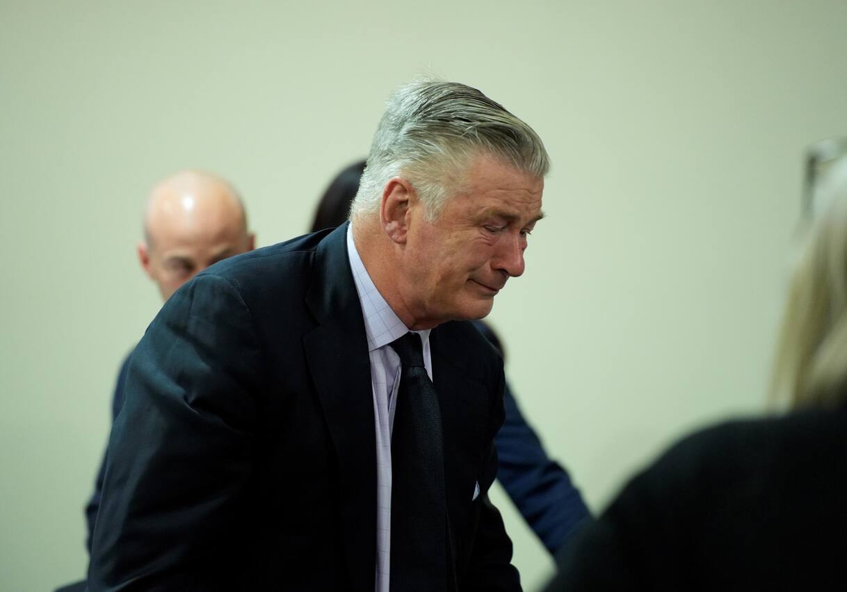 Rust, archiviato il processo contro Alec Baldwyn per la morte di Halyna ...