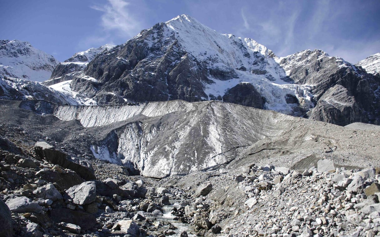 Alto Adige, valanga su Cima Vertana: morti tre alpinisti | Sky TG24