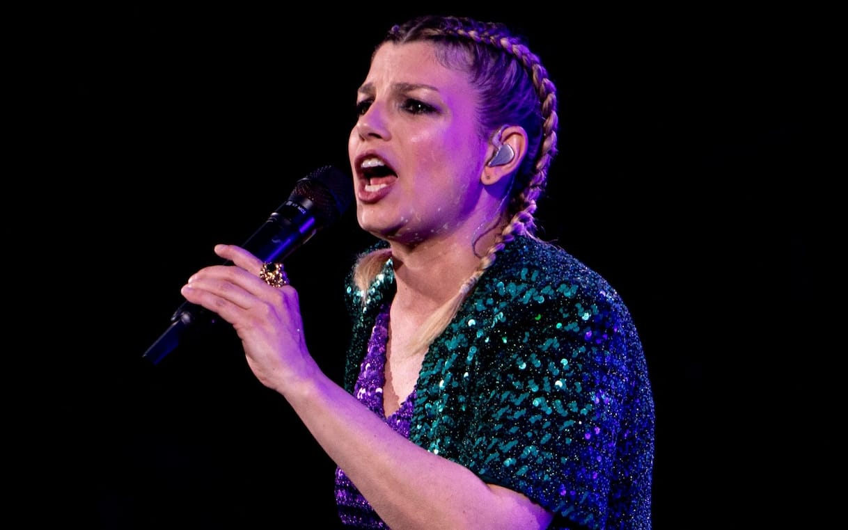 Sanremo 2022, Emma con Ogni volta è così: il testo | Sky TG24