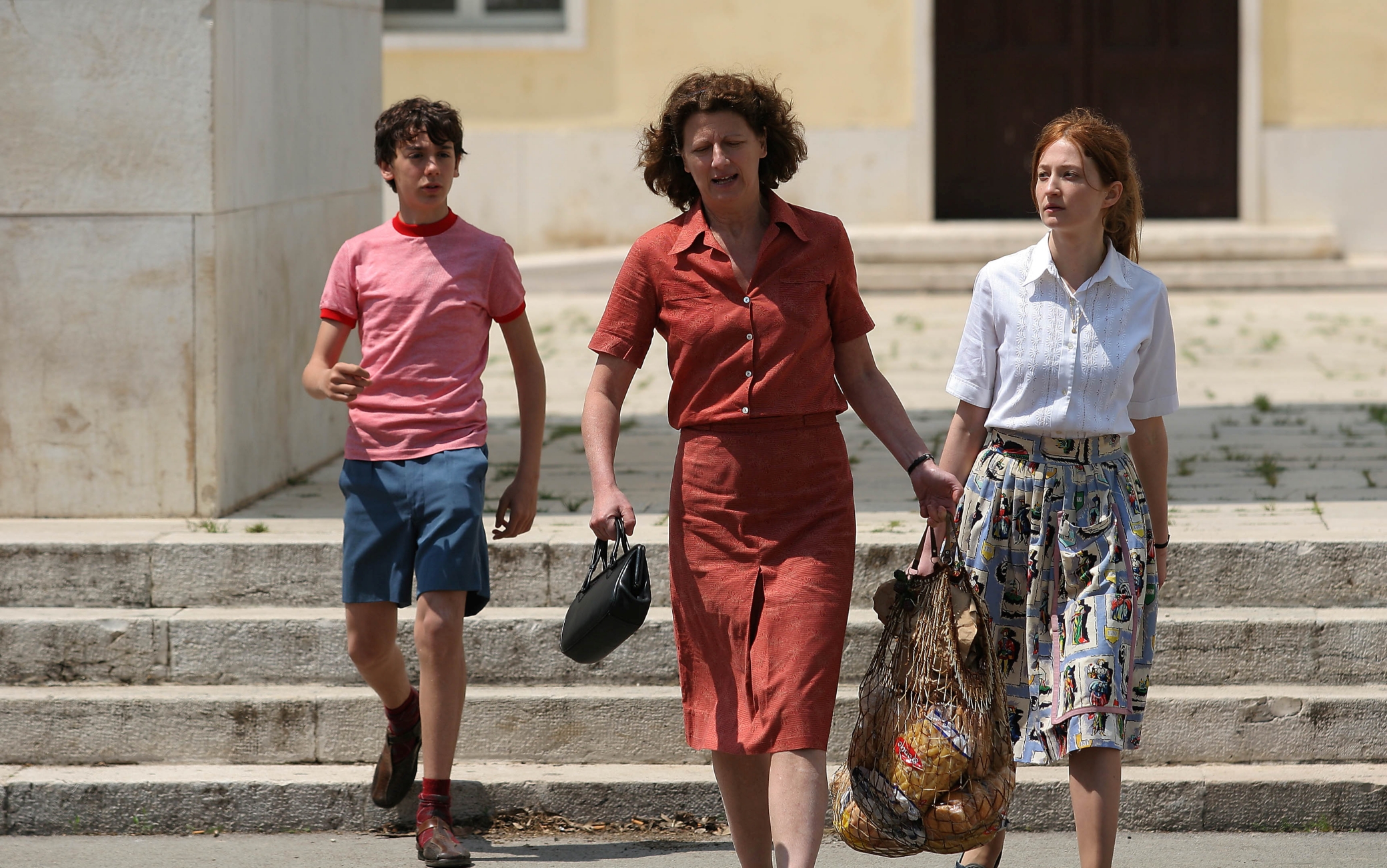 Angela Finocchiaro compie 70 anni, i suoi personaggi più famosi. FOTO ...