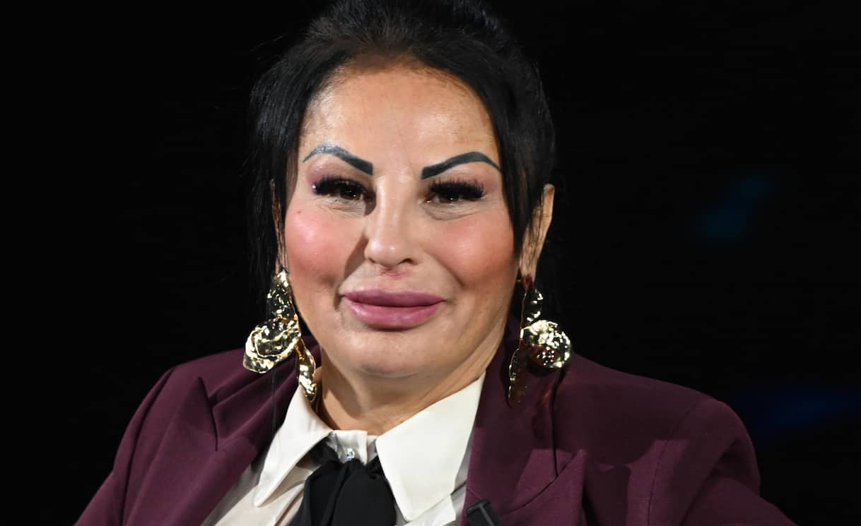 Rita de Crescenzo, il figlio dell'influencer accoltellato in un agguato ...