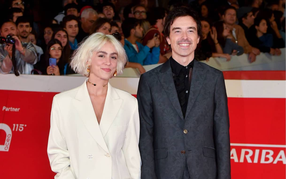 Diodato con la nuova fidanzata Lorena Dini sul red carpet della Festa ...