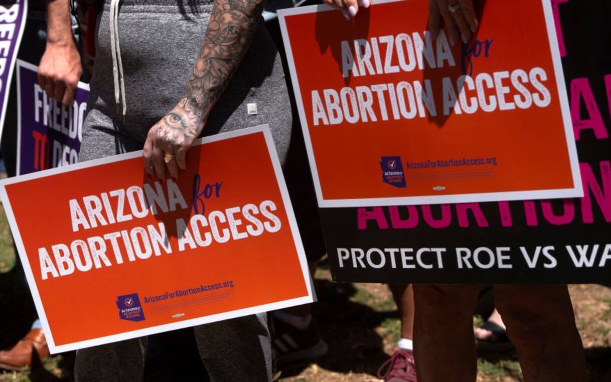 Arizona, abrogata una legge del 1864 che vietava l'aborto | Sky TG24