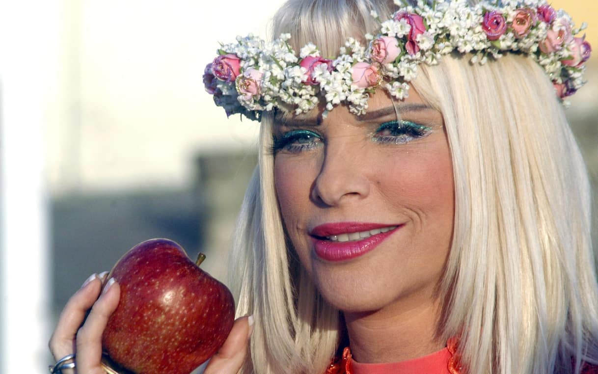 Ilona Staller Quanti Anni Ha