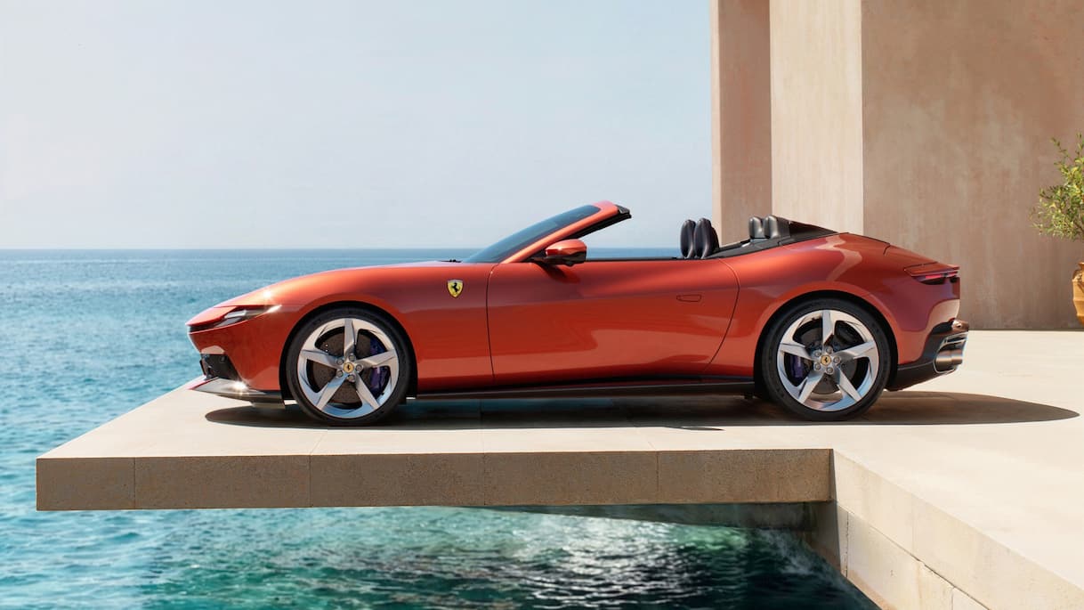 Ferrari Amalfi Spider, la nuova supercar col tetto in tela del ...
