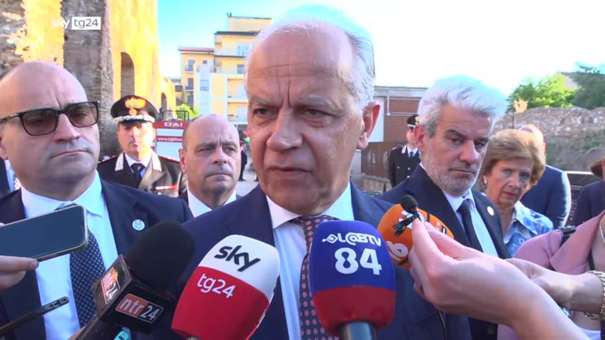 Meloni vs Trump, Piantedosi: Premier ha schiena dritta | Video Sky TG24