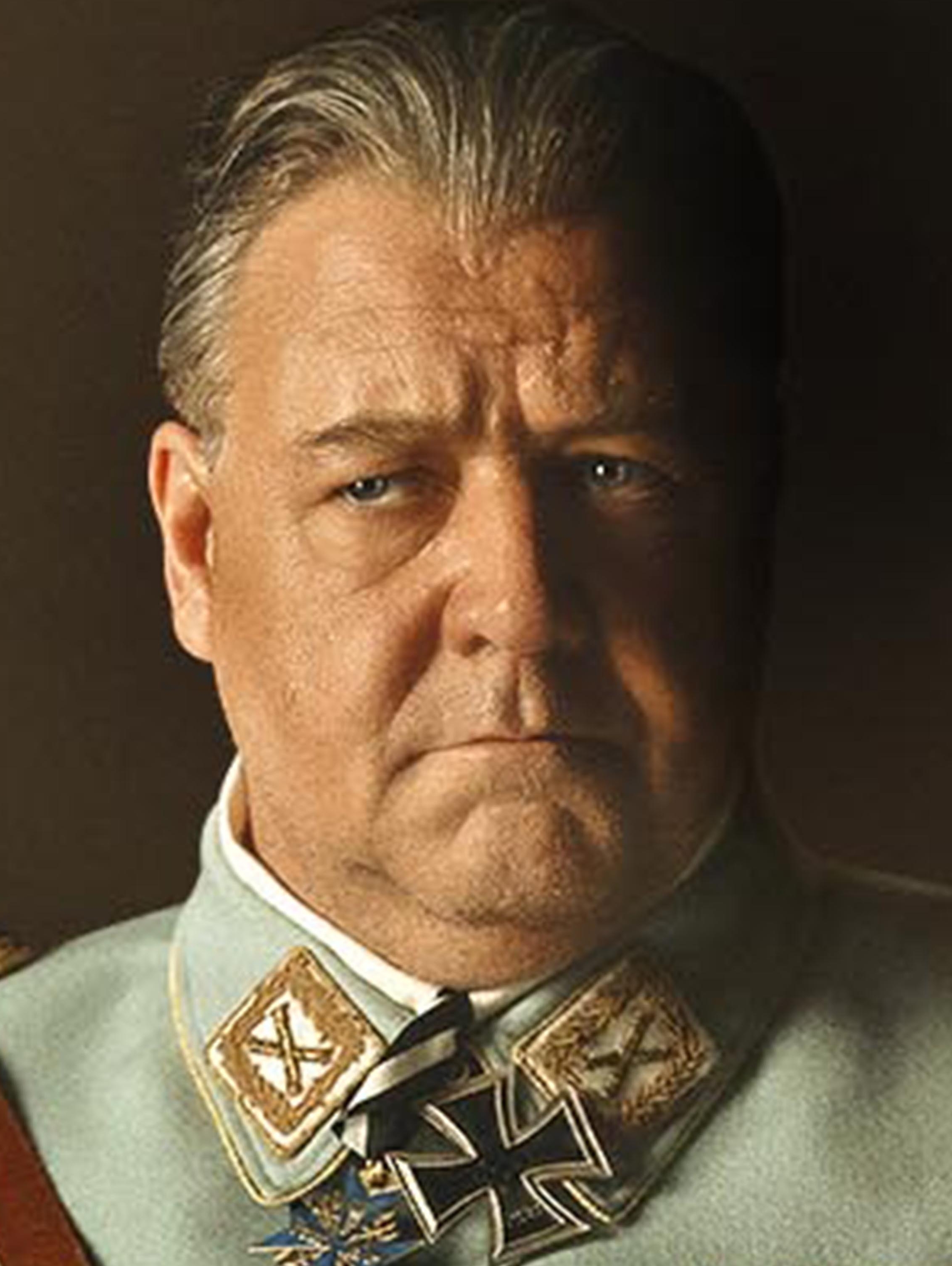 Norimberga, Russell Crowe nei panni del nazista Hermann Göring nel film ...