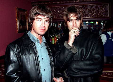 Oasis, ecco perché Liam e Noel Gallagher avevano litigato. FOTO STORIA ...