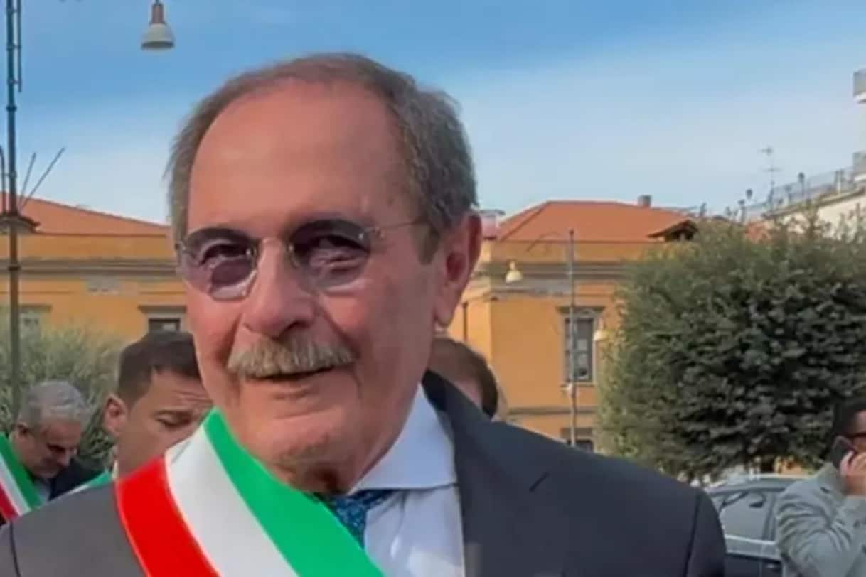 Carmine Lo Sapio morto, il Sindaco di Pompei aveva 72 anni | Sky TG24