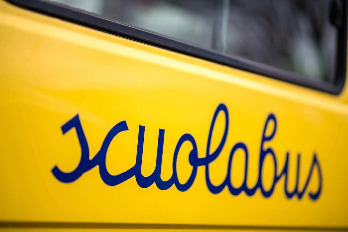 L'Aquila, bambina di 3 anni dimenticata sullo scuolabus: la famiglia ...