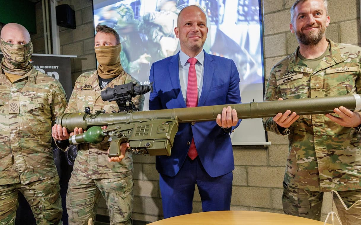 Incursioni dei droni, il Belgio presenta il sistema di difesa PIORUN ...