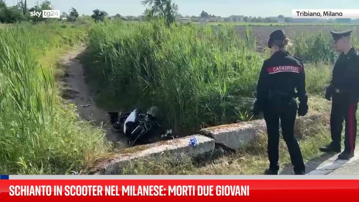 Schianto in scooter a Tribiano: morti due giovani | Sky TG24