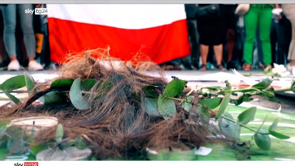 Sky Tg24 Mondo, le proteste in Iran nel nome di Masha Amini | Video Sky ...