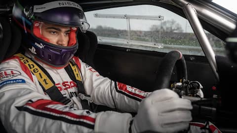 Gran Turismo, il cast del film con Orlando Bloom e David Harbour ...