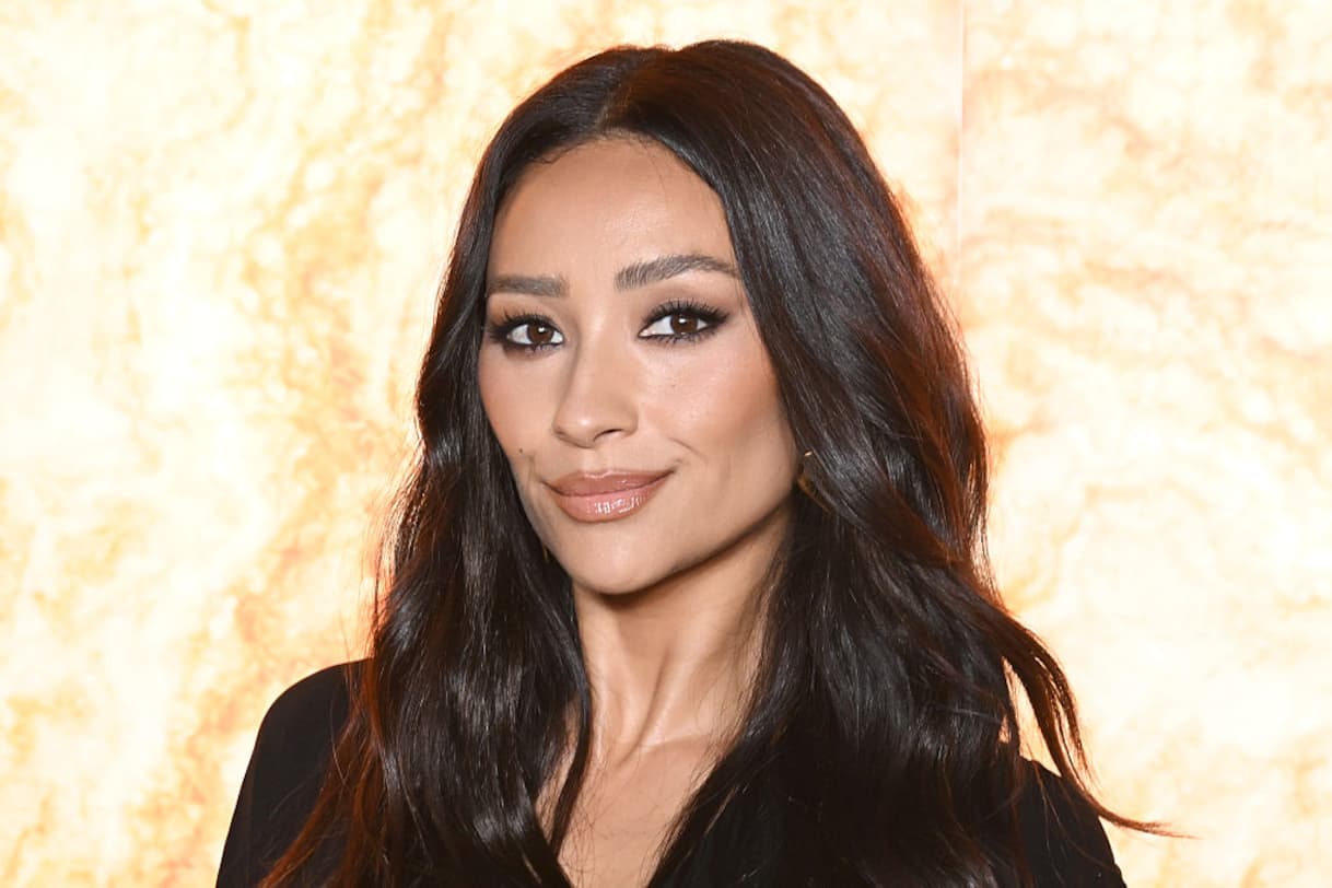 Baywatch, Shay Mitchell nel cast della serie tv reboot I Sky TG24