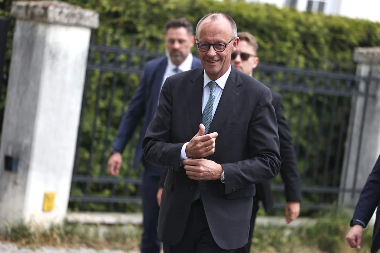 Germania, Merz crolla nei sondaggi: l'ipotesi sfiducia e i possibili ...