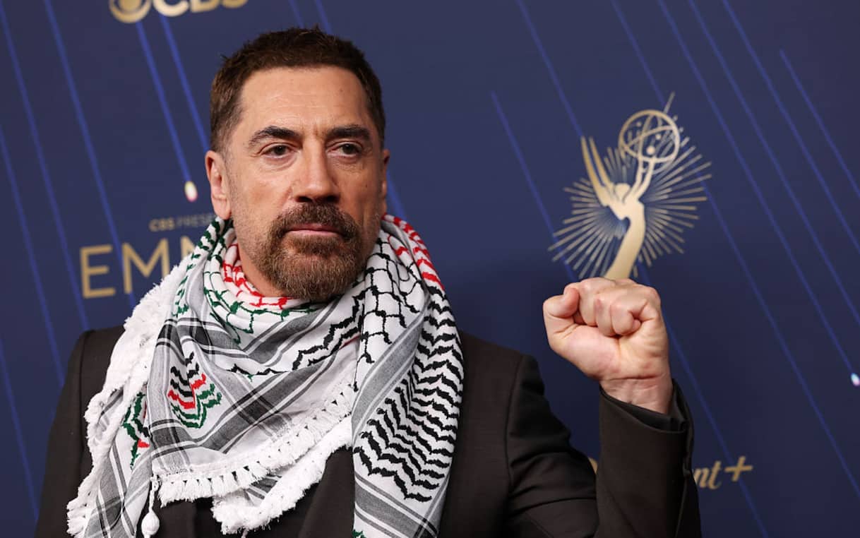 Emmy 2025, Javier Bardem con la kefiah: 'Non potrei mai lavorare con ...