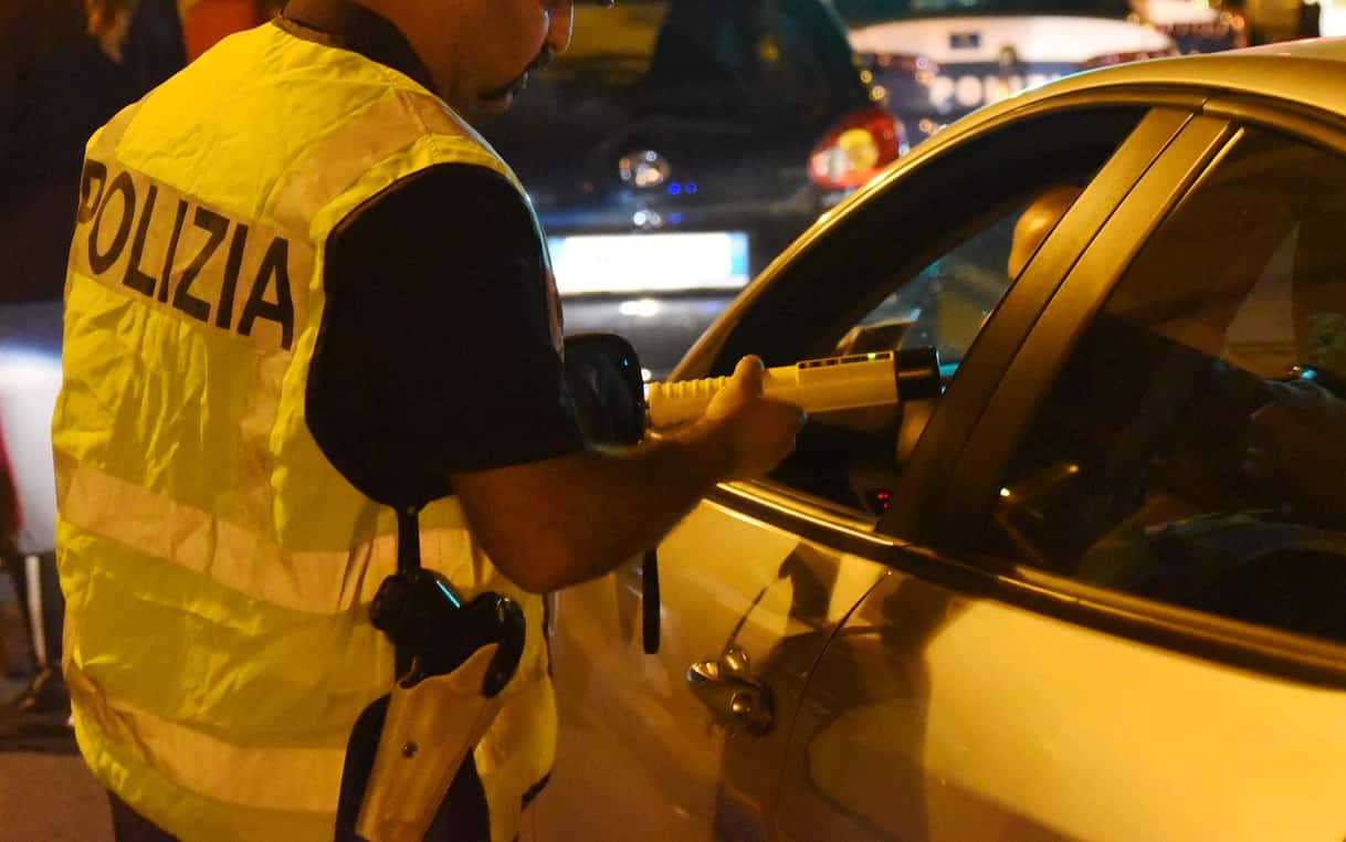 Castelfranco Veneto, positivo all'alcoltest chiama il padre: ubriaco ...