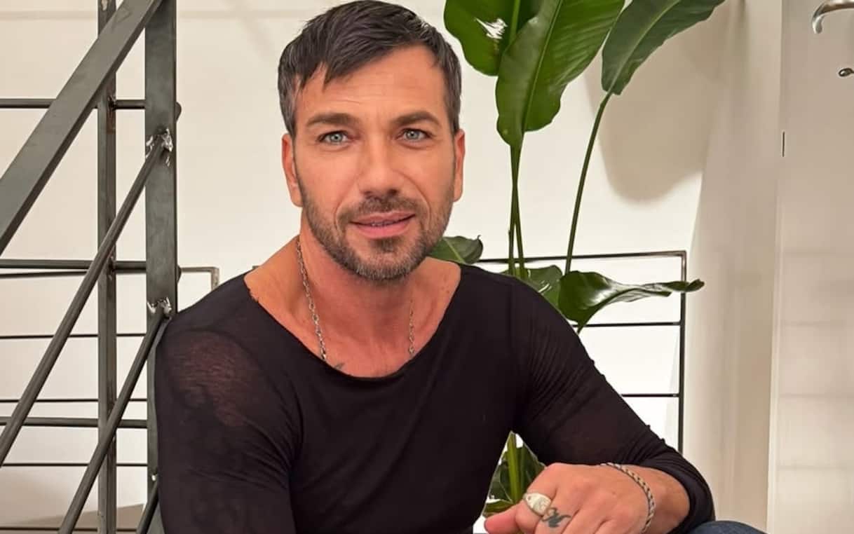 Costantino Vitagliano e il format web sulla scia di Fabrizio Corona sui ...