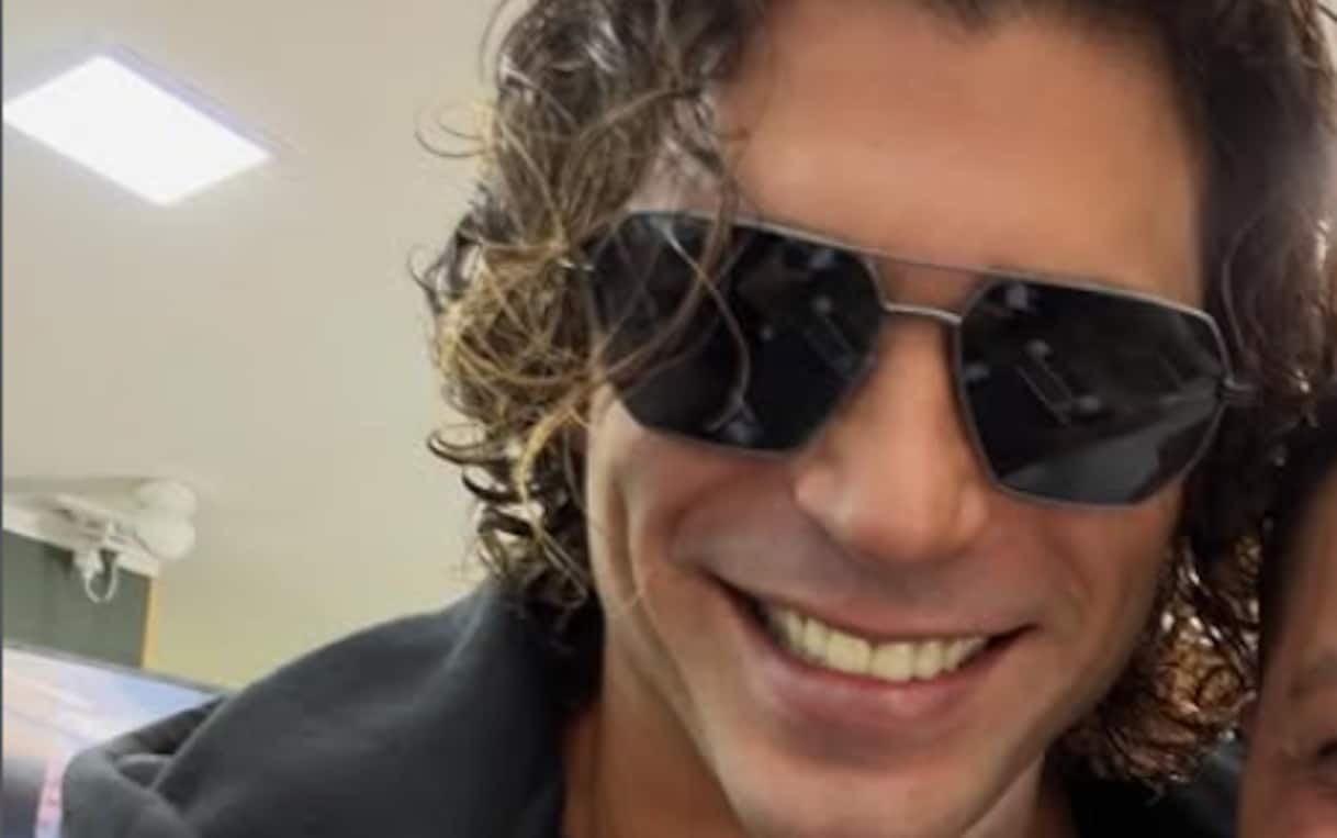 Can Yaman, nuovo look senza barba per una nuova serie tv | Sky TG24