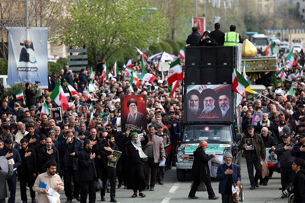 Guerra Iran USA, le foto dei conflitto in Medio Oriente | Sky TG24