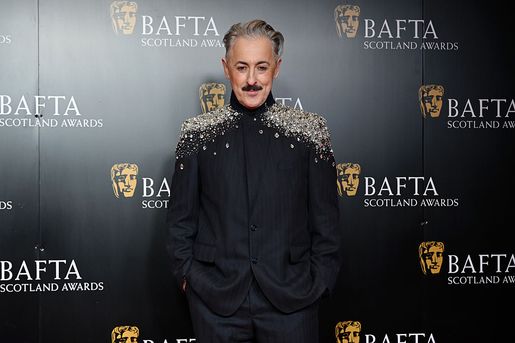 Alan Cumming presenterà i BAFTA 2026 | Sky TG24