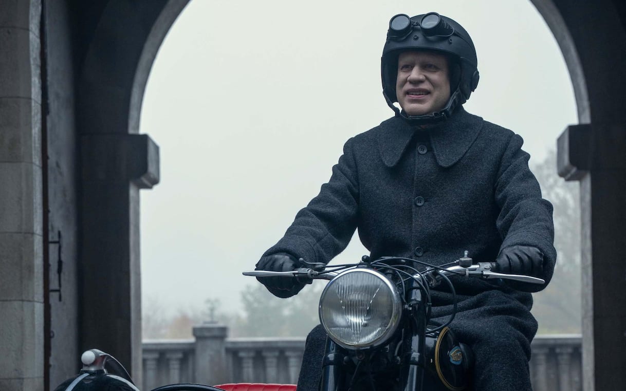 Mercoledì, in produzione uno spin-off su Zio Fester | Sky TG24