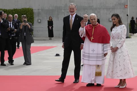 Papa Leone XIV in Spagna, l'incontro con il re Felipe e la regina ...