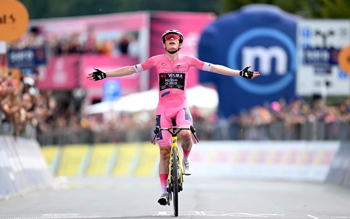 Giro d'Italia 2026, Vingegaard vince la 20^ tappa e mette al sicuro la ...