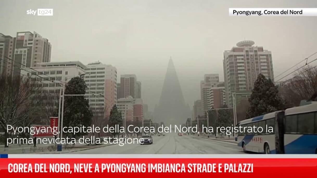 Corea del Nord, neve a Pyongyang imbianca strade e palazzi | Video Sky TG24