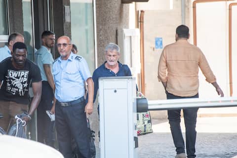 gianni-alemanno-esce-dal-carcere-rebibbia-dopo-18-mesi-di-detenzione