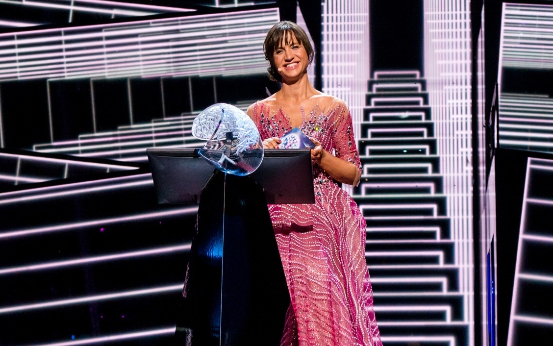 Eurovision 2024, chi sono le presentatrici Malin Akerman e Petra Mede ...
