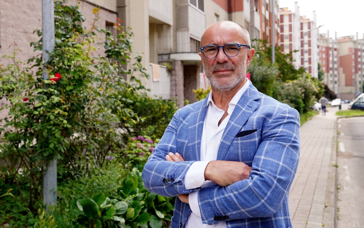 Rozzano, il sindaco Gianni Ferretti morto a 60 anni | Sky TG24