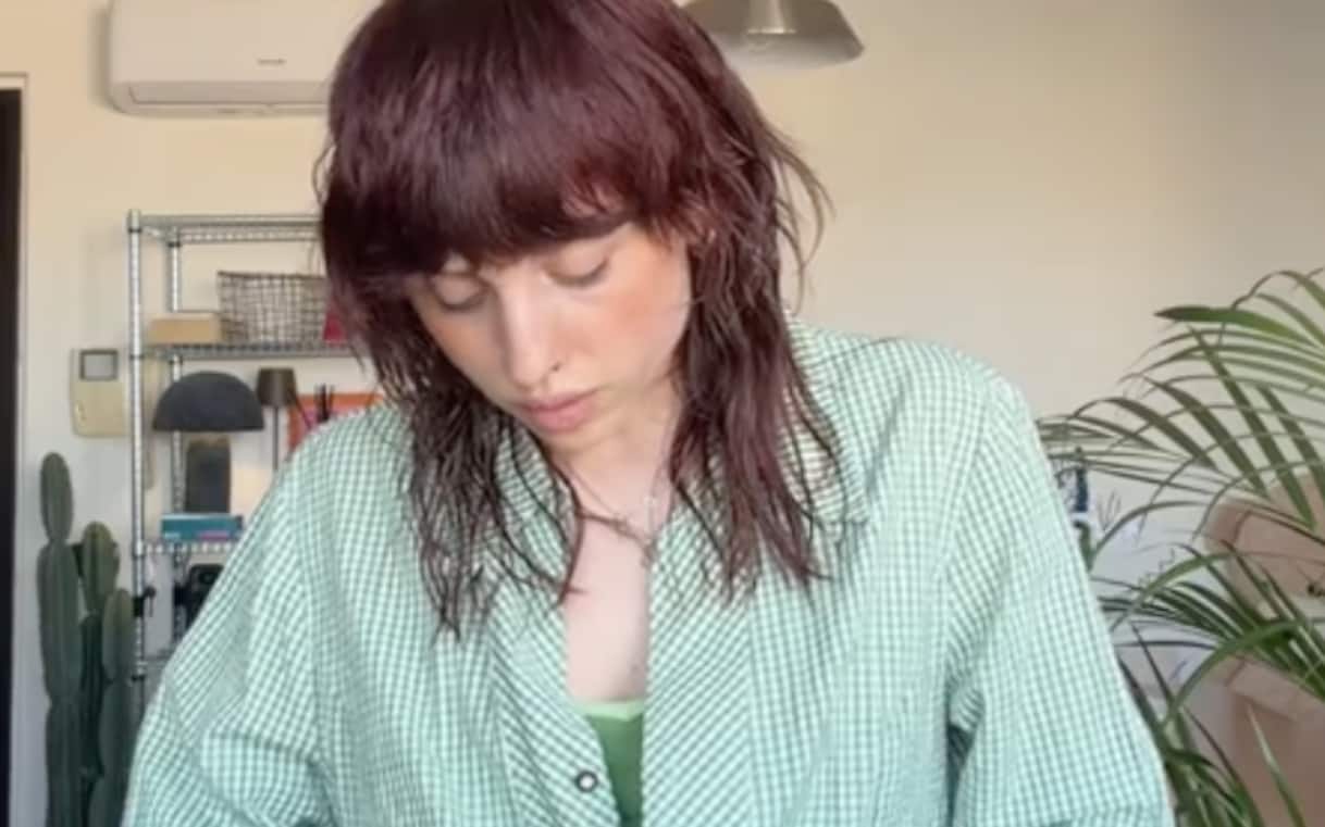 Nuovo look per Angelina Mango, il video con il nuovo taglio di capelli ...