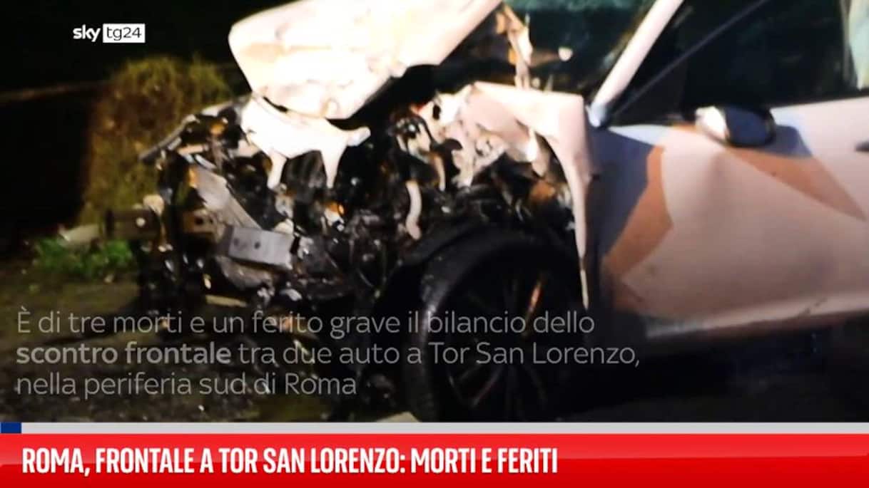 Roma, frontale a Tor San Lorenzo: morti e feriti | Video Sky TG24