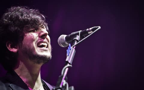 Chi è Ermal Meta, al Festival di Sanremo per la sesta volta, con la ...