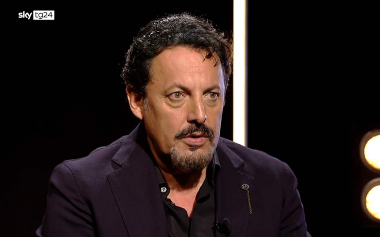 Enrico Brignano Stories Sky TG24 | Sky TG24