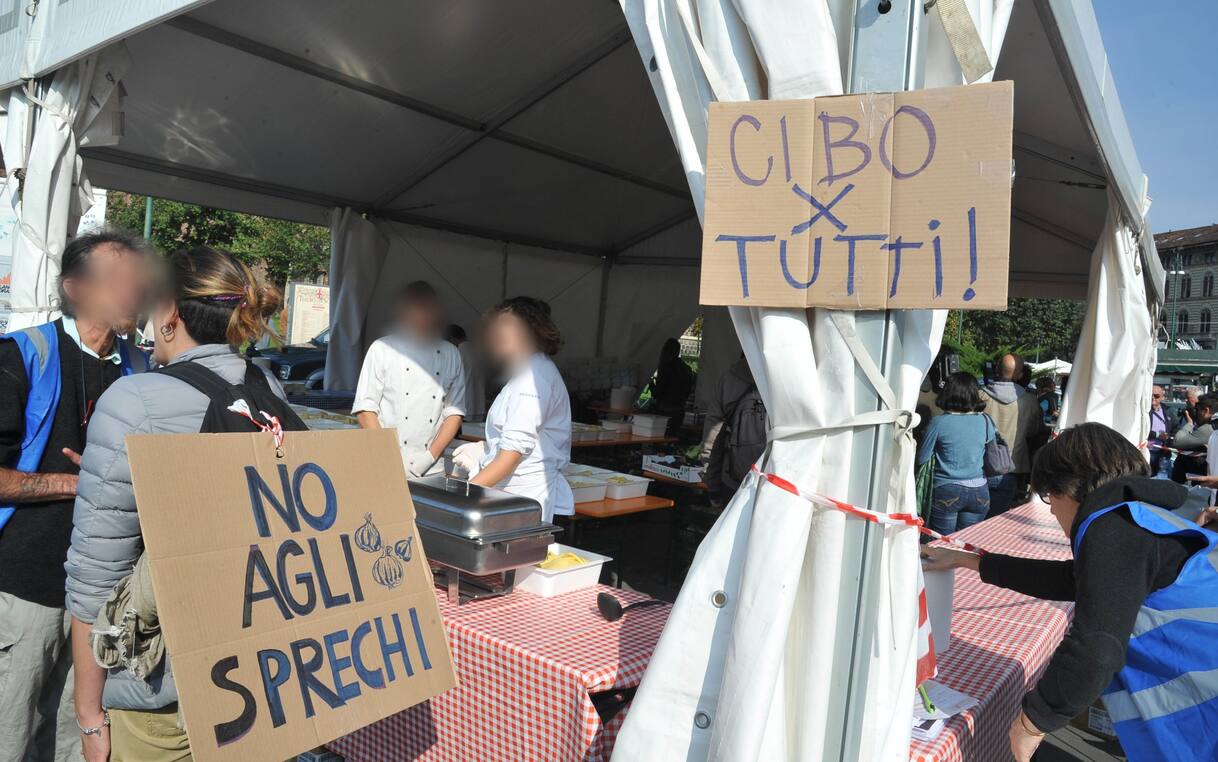 Giornata contro lo spreco alimentare, quanto cibo buttiamo: i dati in ...