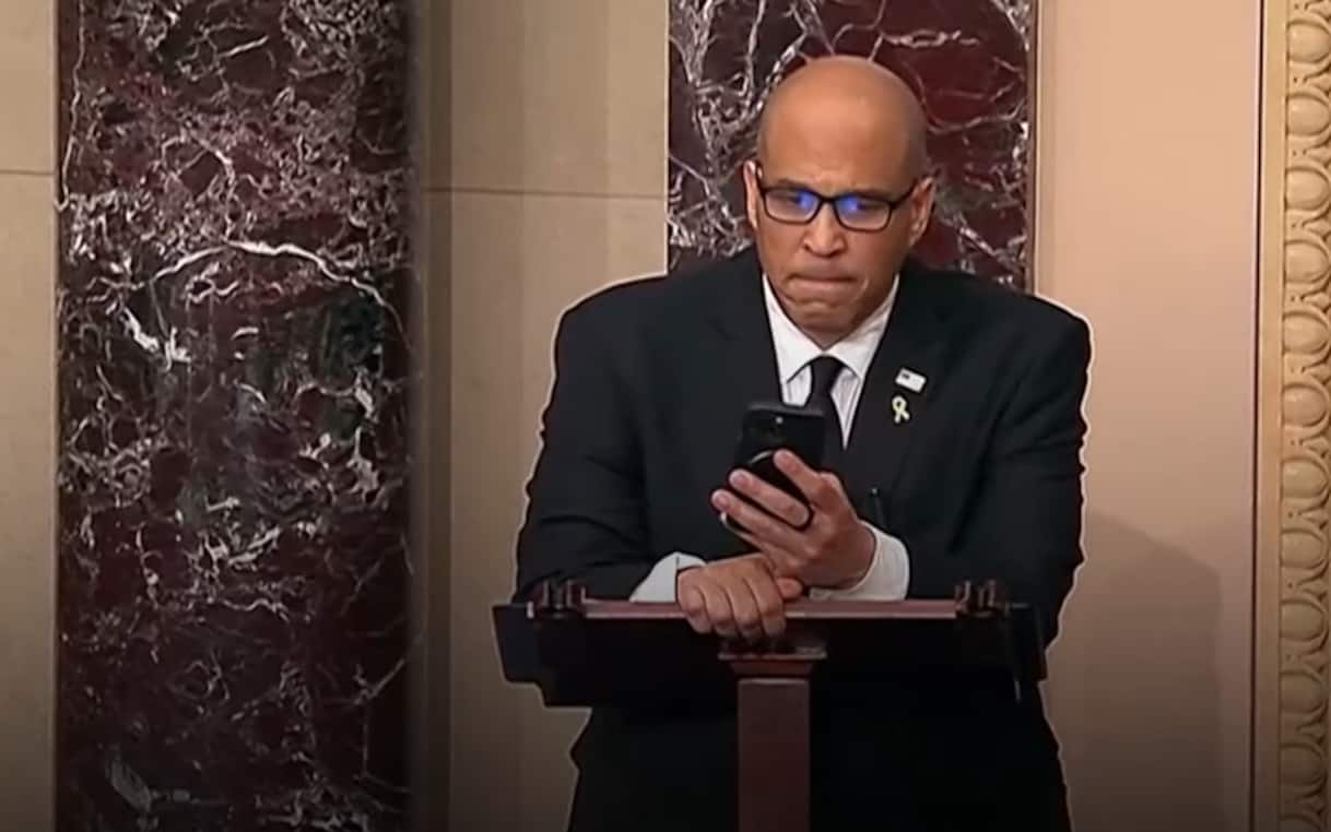 Il discorso di 25 ore del senatore Cory Booker è il più lungo nella ...