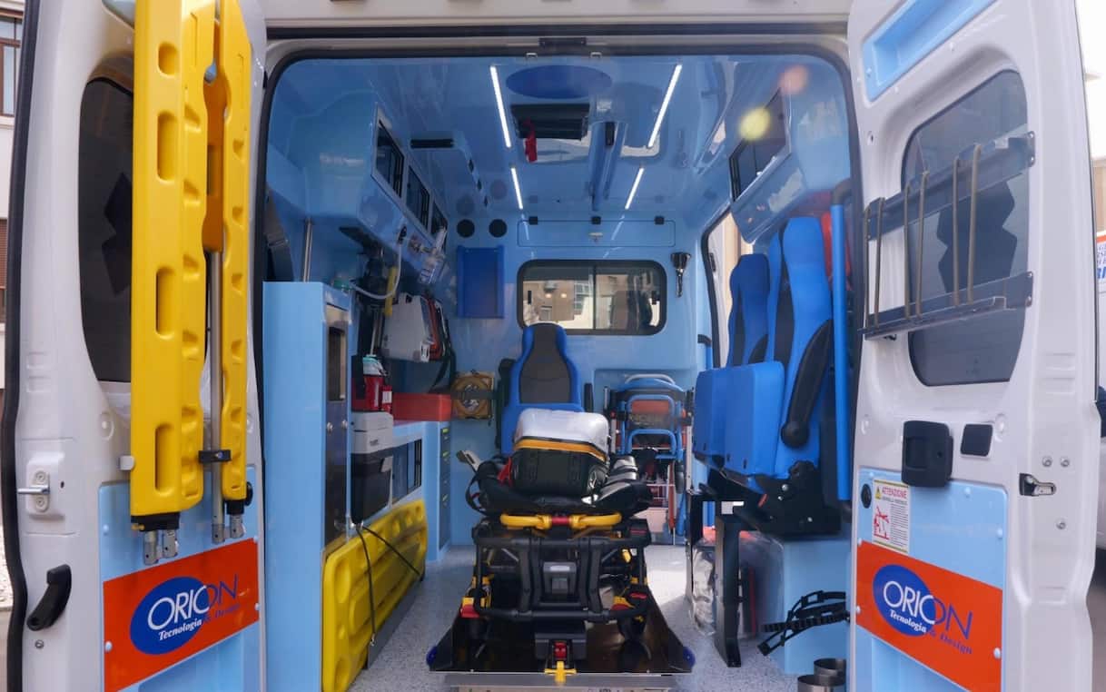 Sora, schianto tra un tir e un furgone: morti tre operai edili | Sky TG24