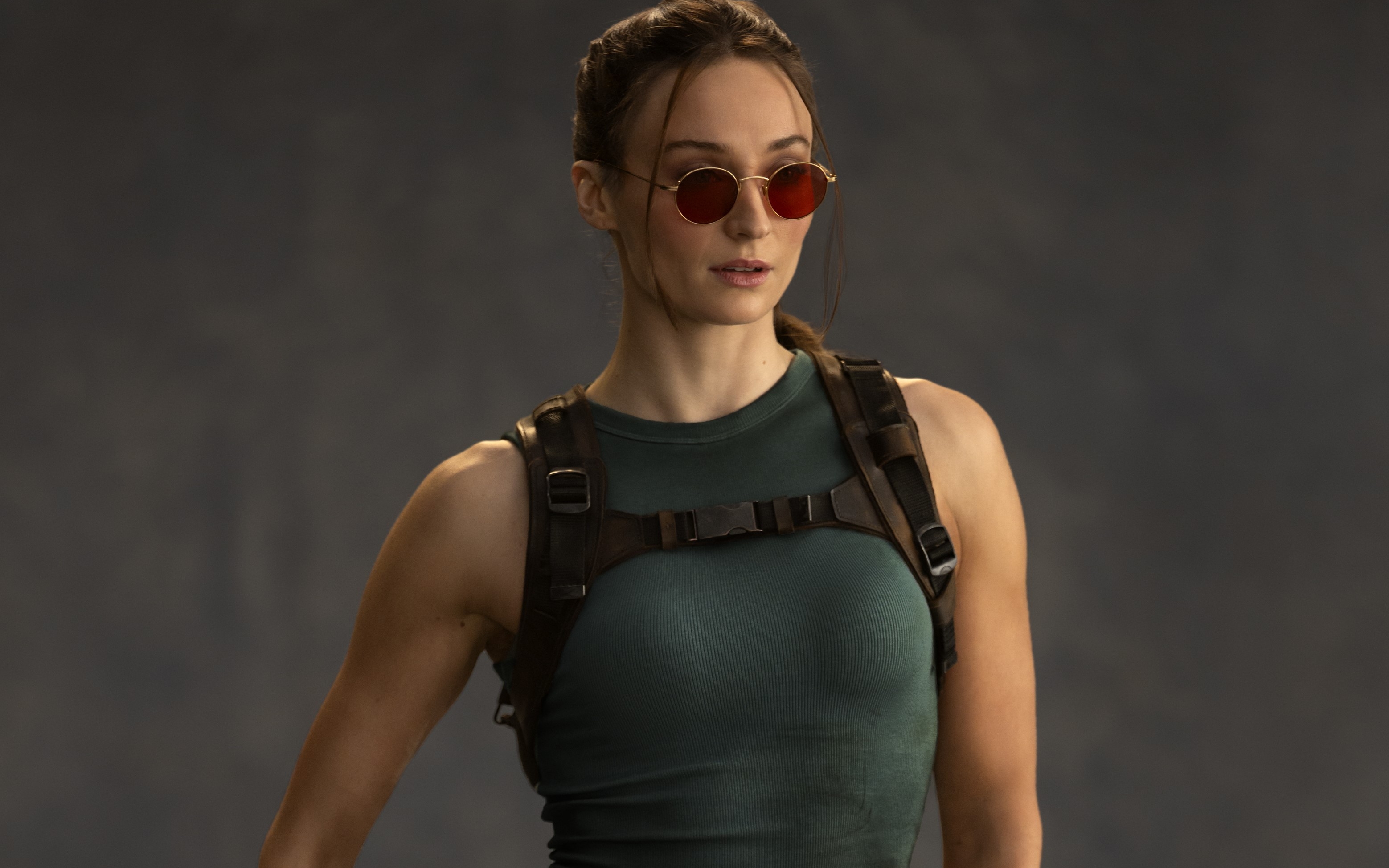 Tomb Raider, la prima foto di Sophie Turner nei panni di Lara Croft ...