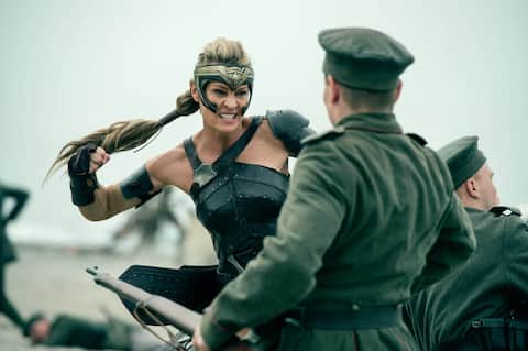 Wonder Woman, il cast del film con Gal Gadot stasera in tv | Sky TG24
