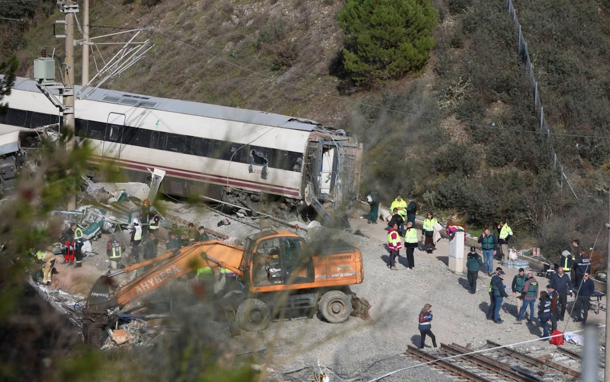 Incidenti treni in Spagna, si aggrava bilancio vittime e feriti ad ...