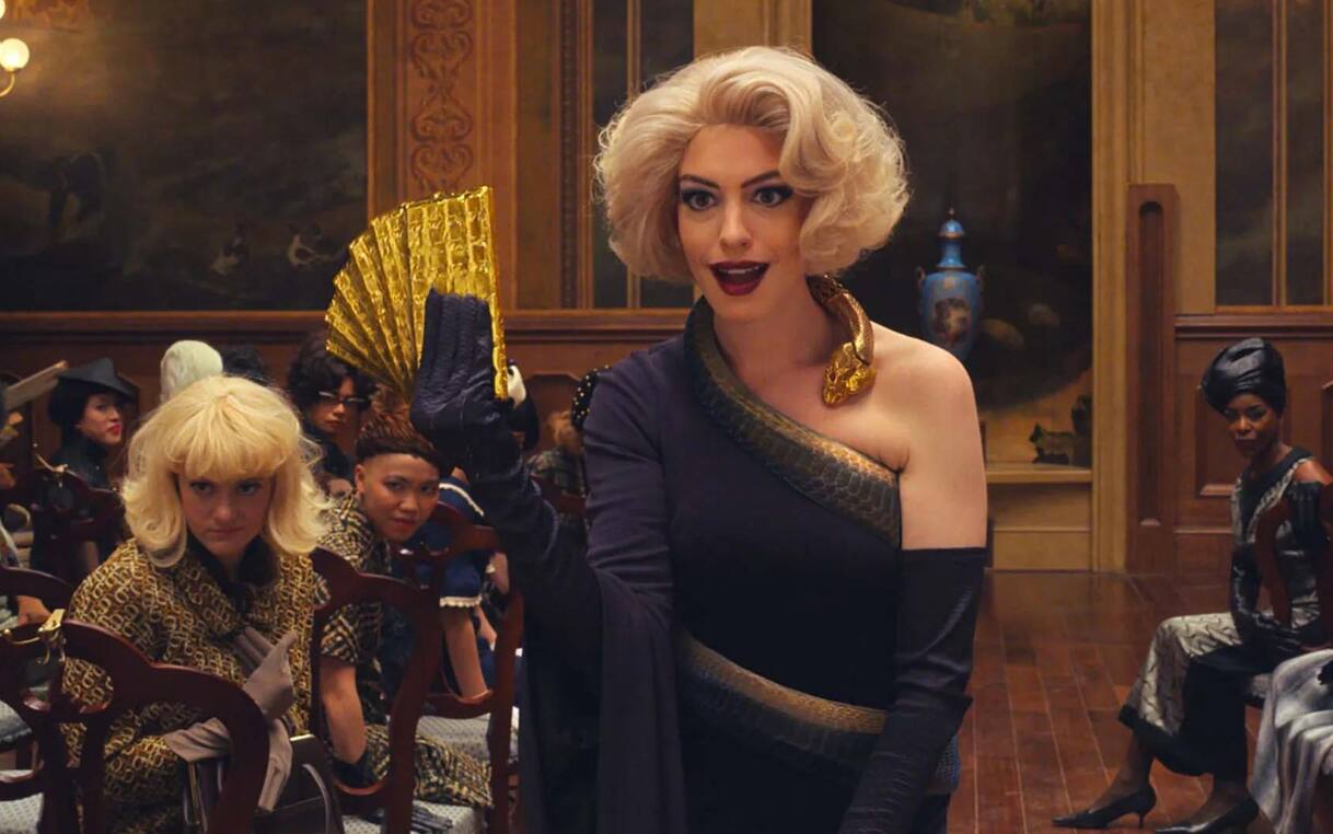 Le streghe, il cast del film con Anne Hathaway stasera in tv | Sky TG24