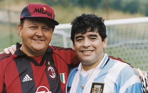 Massimo Boldi compie 80 anni, i personaggi più noti da Corrado Minozzi ...