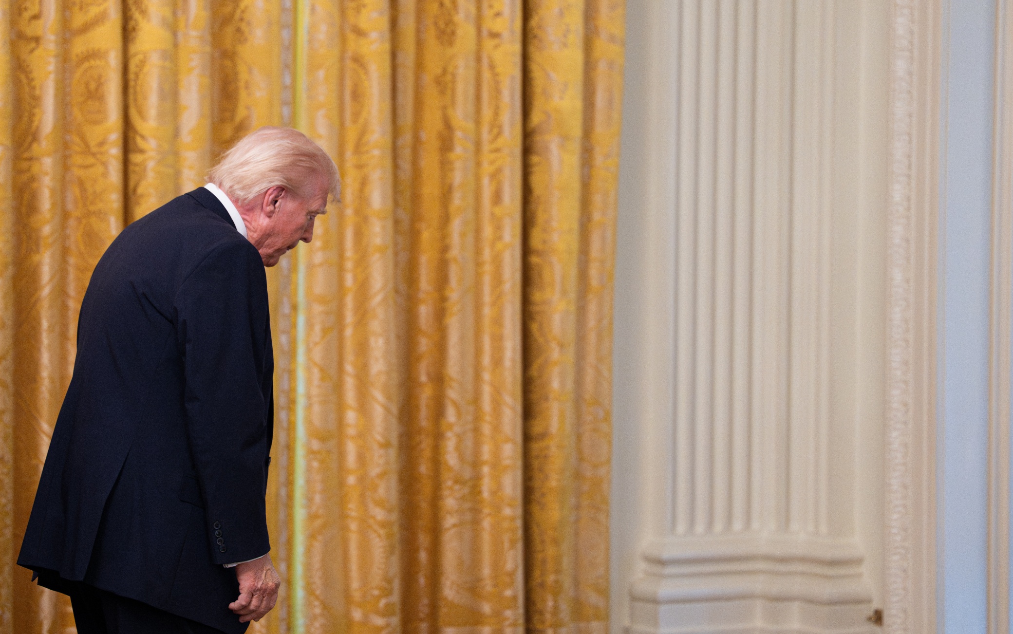 Elezioni midterm, i sondaggi: Il 62% degli americani boccia Trump | Sky ...