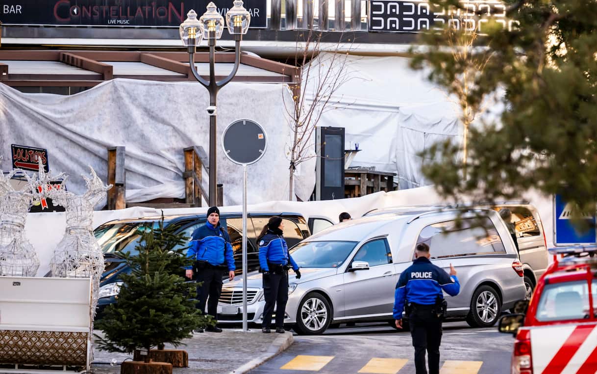 Svizzera, esplosione e incendio in stazione sciistica a Capodanno. LIVE ...