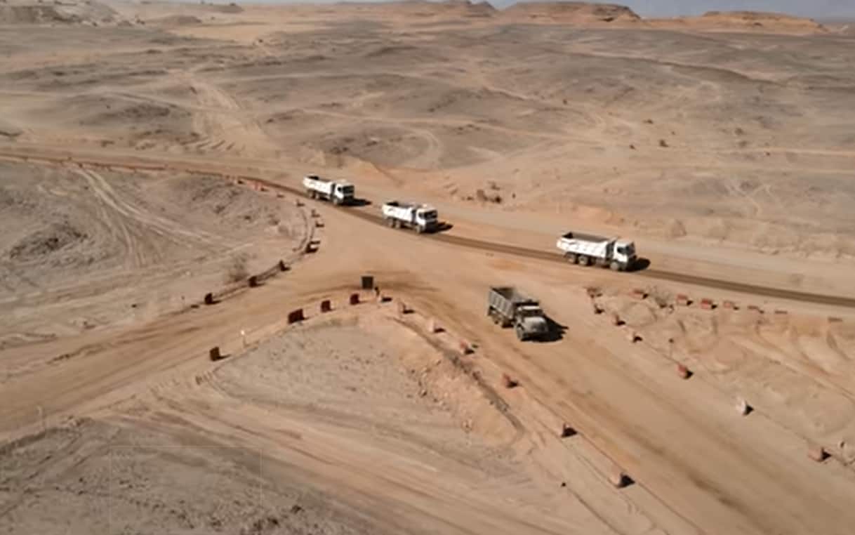Arabia Saudita, primi scavi per The Line, la città lineare lunga 170 ...