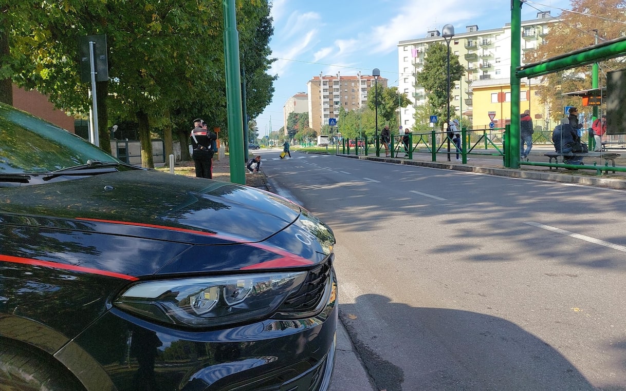 Accoltellamento a Rozzano, morto un 31enne trovato per strada ...