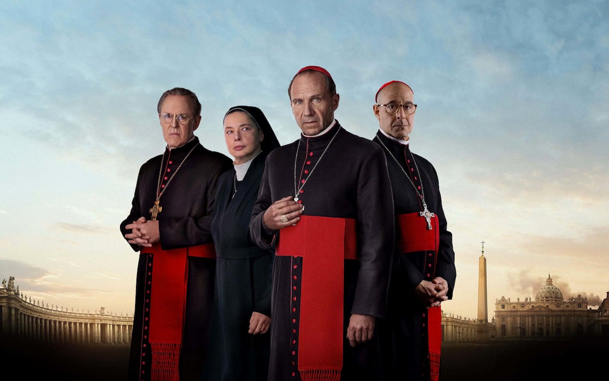 Conclave, il cast del film con Ralph Fiennes, Sergio Castellitto e ...